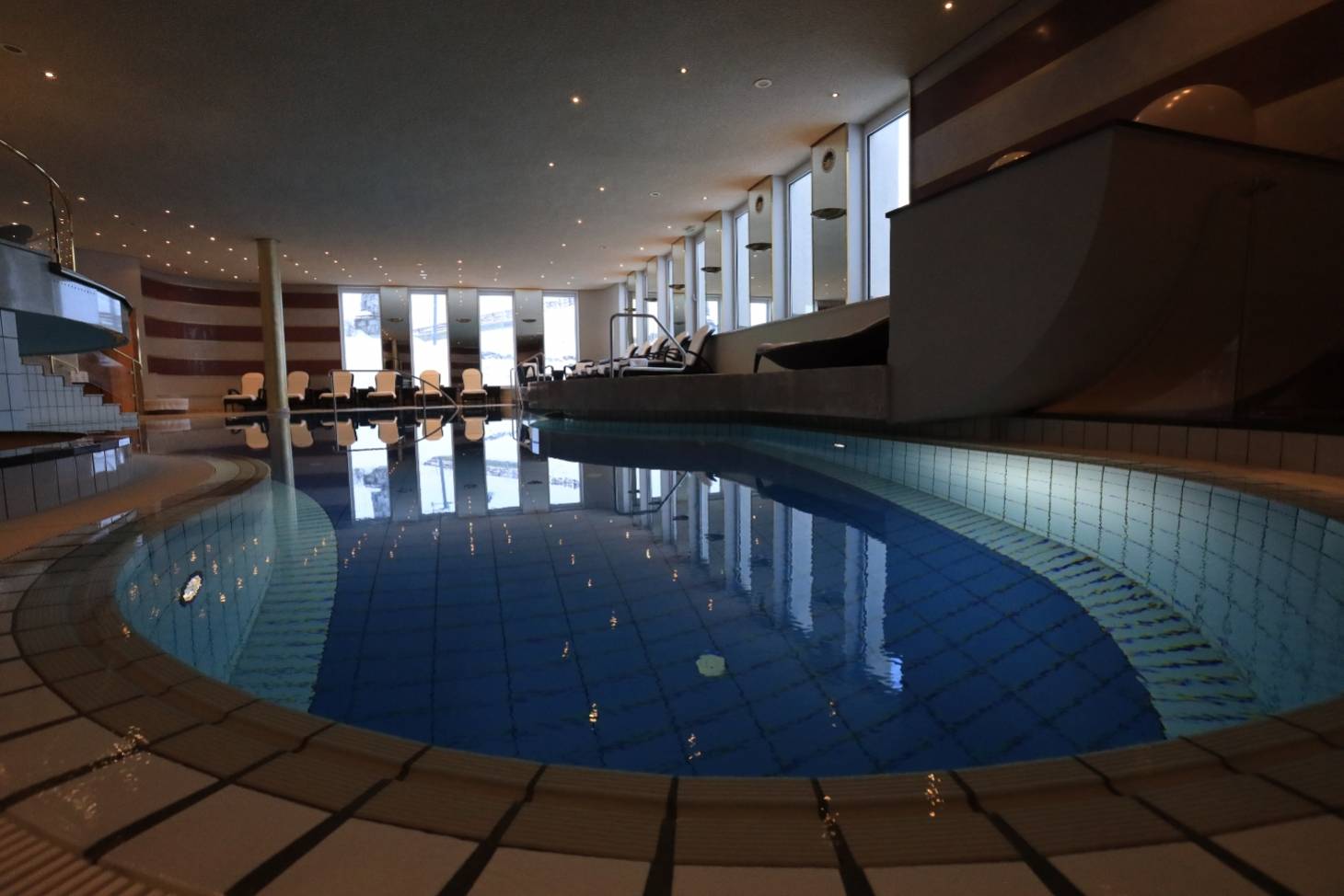 Lech-Zürs: baden in luxe - RonReizen