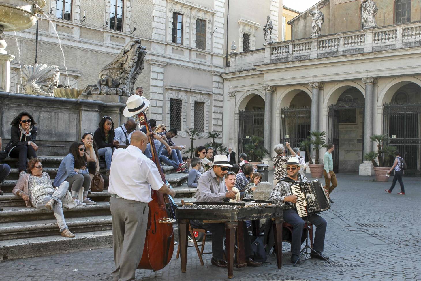 Trastevere: rust in Rome - RonReizen