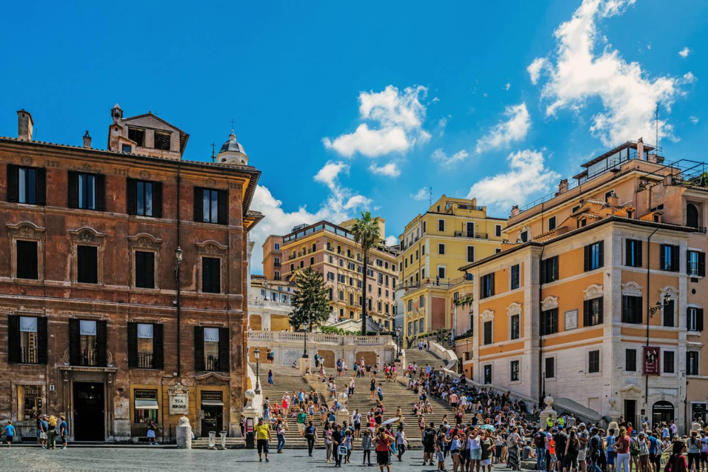 Trastevere: rust in Rome - RonReizen